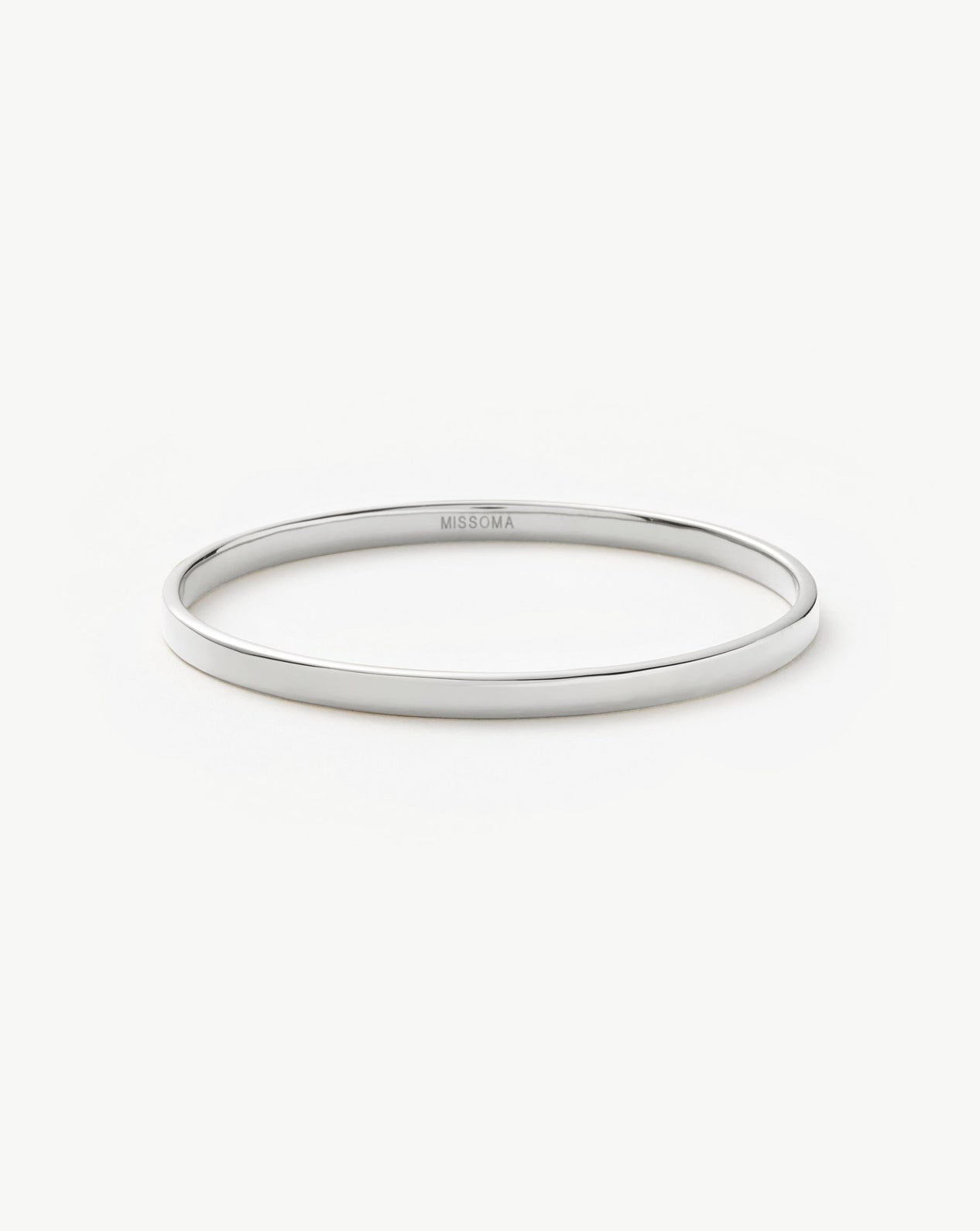 Bangle & Cuff Size Guide with Chart | Missoma US