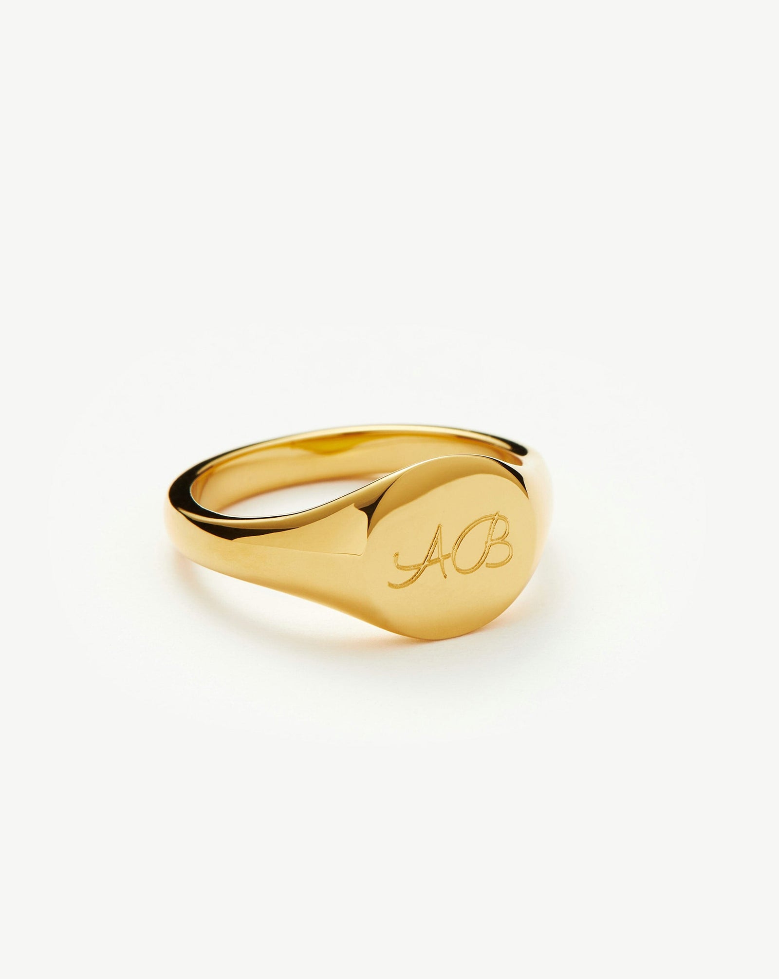 Engravable Round Signet Ring | 18k Gold Vermeil | Missoma