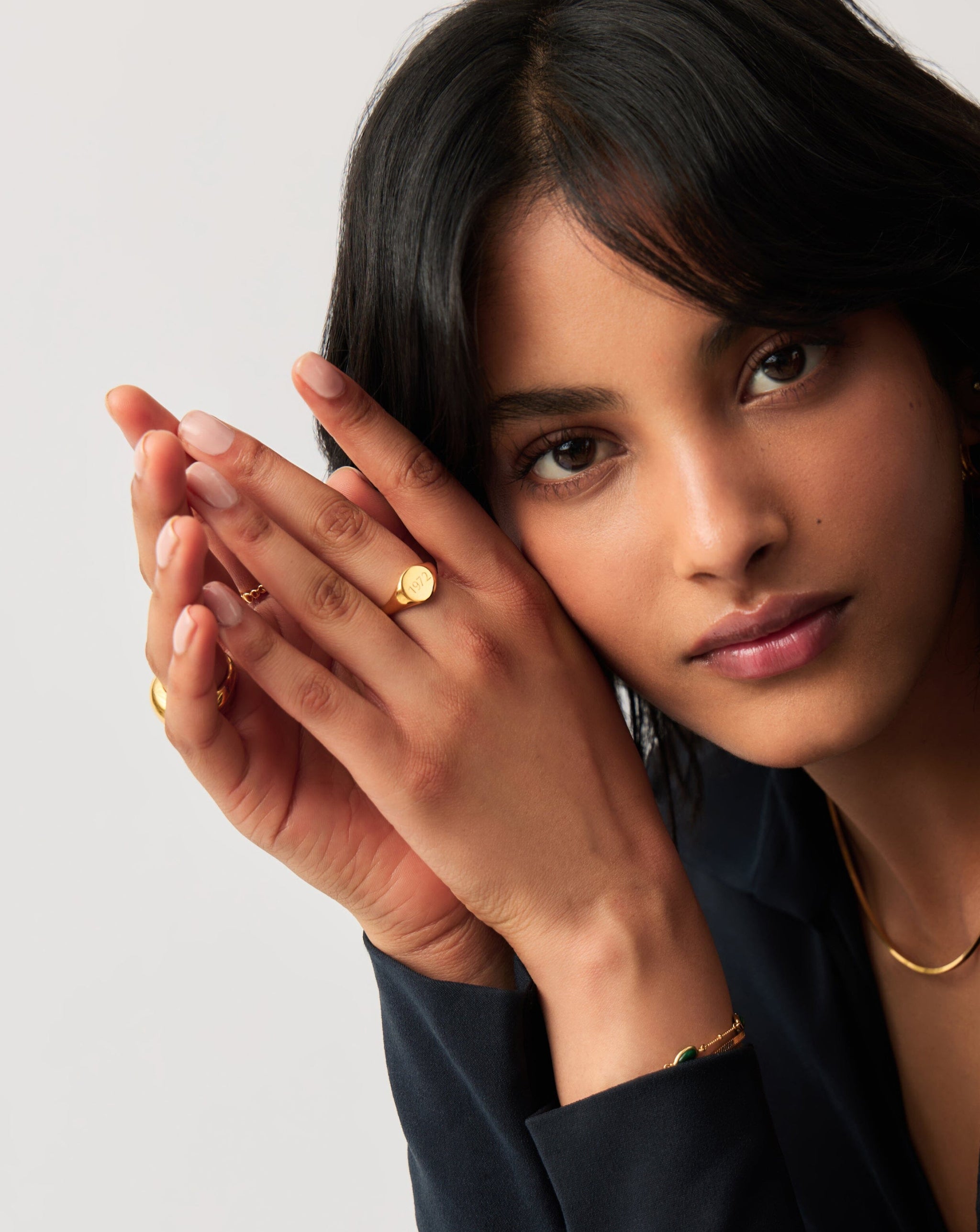 Engravable Round Signet Ring - 18k Gold Vermeil | Missoma