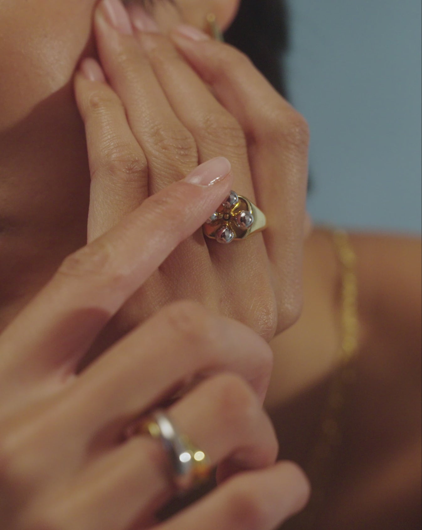 Kinetic Atom Spinning Signet Ring - Gold & Silver | Missoma